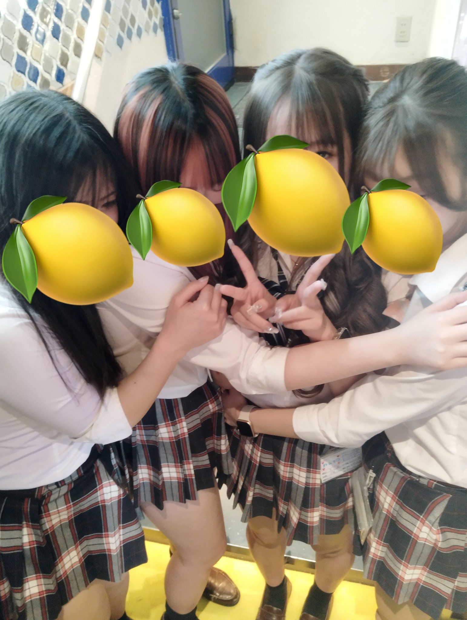 GW盛り上がってます！｜レモンカフェ上野【LemonCafe】素人JK制服ノーブラカフェ